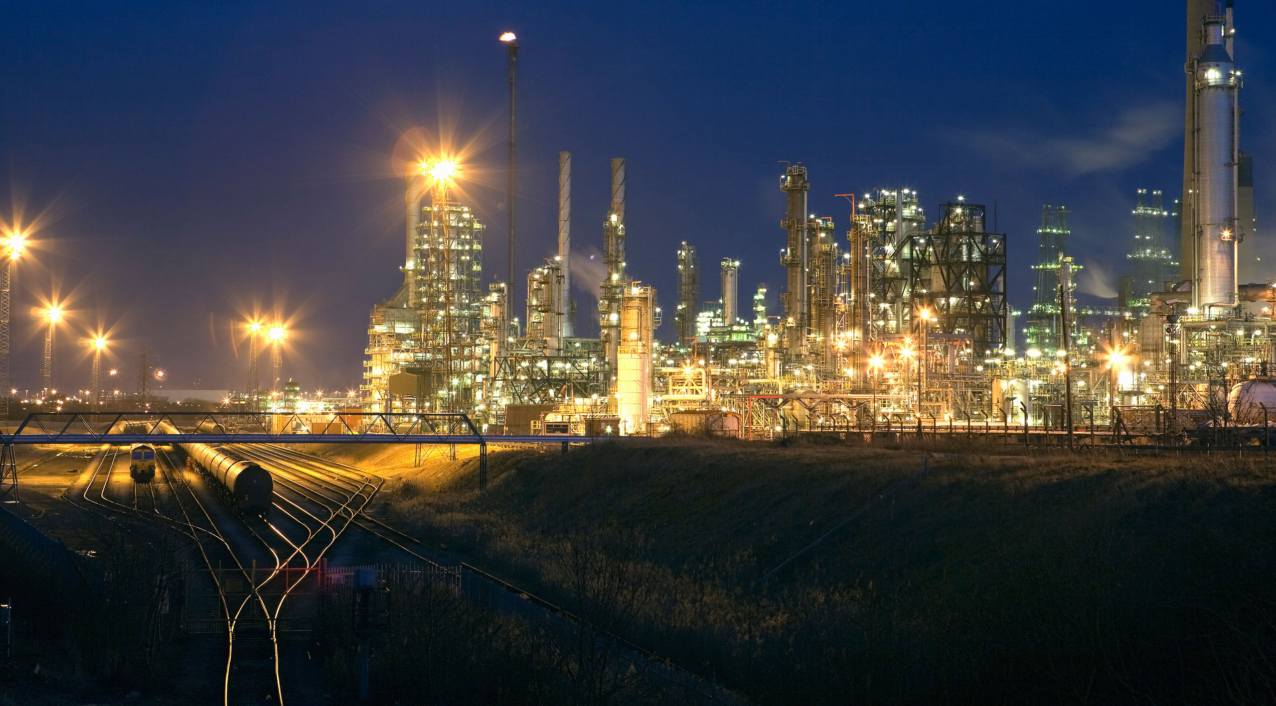 Refineries - Prax Group
